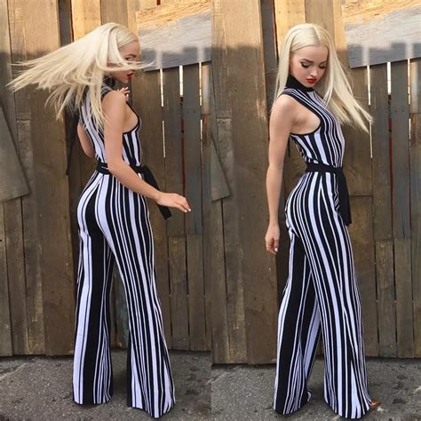 Perfect Tight Booty 🍑🤤 Scrolller