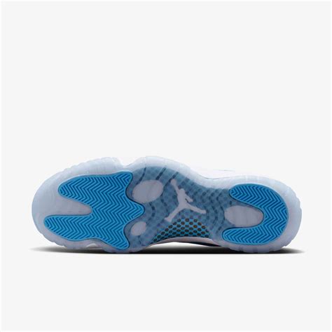 Air Jordan 11 Low Retro University Blue Throwback