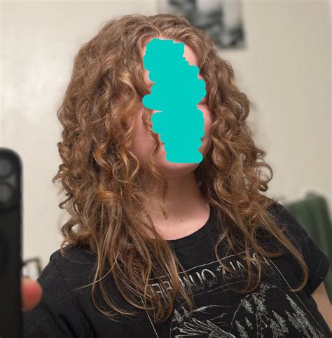 Inconsistent Layers Help Rcurlyhair