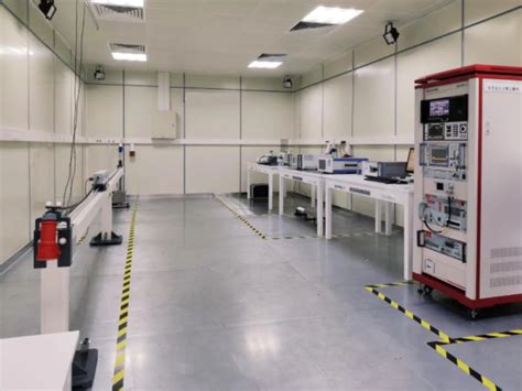 电磁屏蔽玻璃是否真的有效？ 海博特种玻璃（广州）官网