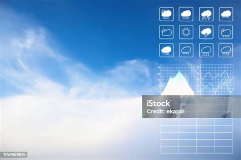 그래프와 차트 기호와 기상 배경 예측을 위한 아름 다운 부드러운 흰 구름과 여름 아침 푸른 하늘의 극적인 파노라마 보기 날씨에