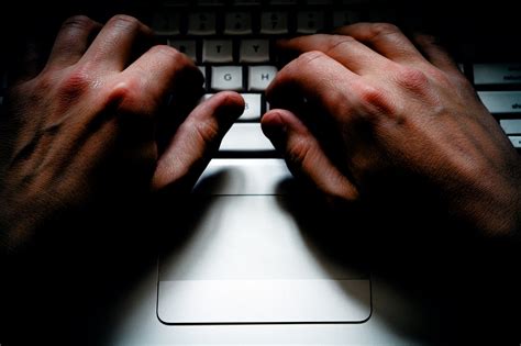 Linuxコマンドの基礎知識 プロセスを効率的に管理するには？：「systemctl」「ps」「jobs」などの使用例を紹介 Techtargetジャパン システム運用管理