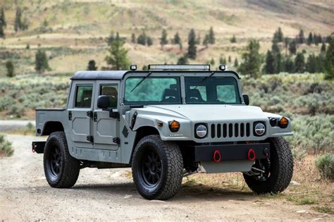 Este Hummer H1 Ha Sido Equipado Con Un Sistema De Propulsión Eléctrico