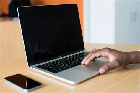 Rekomendasi Tempat Jual Laptop Bekas Rusak Lcd Tritop