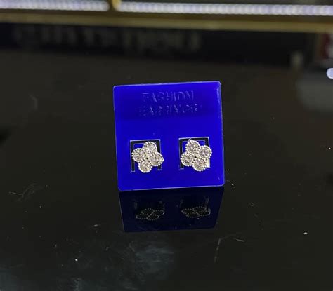 🎗ຕຸ້ມຫູສີເງິນ ງາມໆ ມາໃໝ່ນ້າ ນາງນຸ້ຍຂາຍເຄື່ອງອອນລາຍ