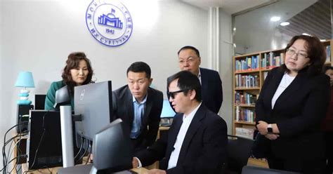 “Ярьдаг сонсдог номын сан” гийн нээлт боллоо Монгол Улсын Их Сургууль