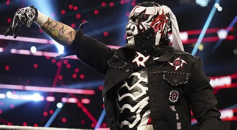 Penta Zero Miedo En Wwe Hora Para Ver Raw Hoy Lunes 10 De Febrero