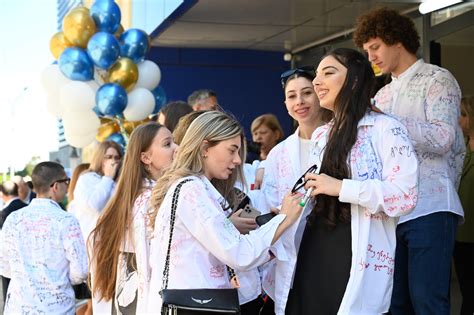 ბათუმის ბათუმის ფიზიკა მათემატიკის საჯარო სკოლა