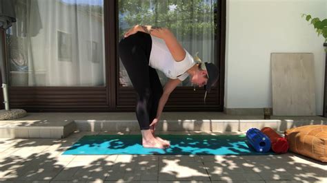 Dynamic Hamstring Stretch Youtube