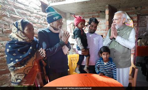 Pm Narendra Modi Ayodhya Visit Unaware God Would Come Ujjwala Welfare