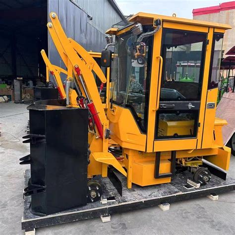 Loaders Multifunction Front End Hydrostatic Drive System Electric Bucket Compact Mini Wheel