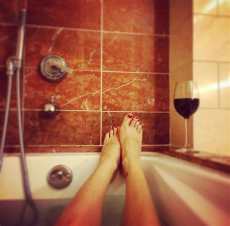 Lauren Oliver Feet