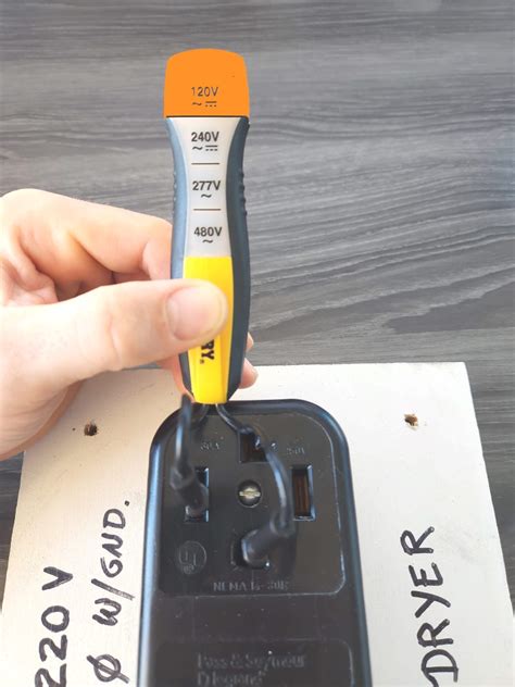 Inspecting Volt Outlets Structure Tech Home Inspections