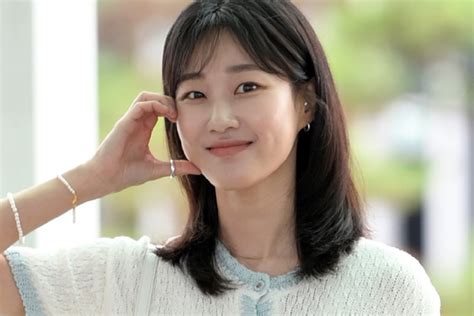 연기학원에서 실력으로는 단연 1등이었다는 여고생의 현재 뉴스에이드