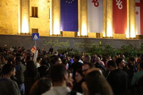 Citizens Confront Gd Mps Following Adoption Of Foreign Agents Law Civil Georgia
