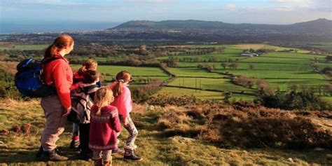 Прошетки во природа трчање или пливање бидете активни за подобро