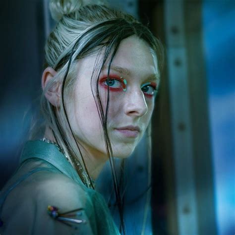 Euphoria Inspire Se Nas Maquiagens Das Personagens Da Série