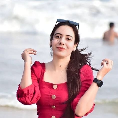 Vanya Chaturvedi 🇮🇳 Vanya Official • Threads Say More