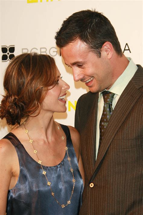 Сара Мишел Гелар и Фреди Принц Джуниър Лайф Dir Bg