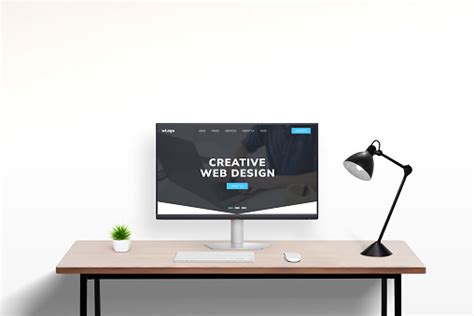 웹 디자인 스튜디오 포트폴리오 페이지 개념은 사무실 업무용 책상 설정에서 최신 컴퓨터에 표시됩니다 창의적인 디지털 프로젝트 및 전문 디자인 작업 쇼케이스 0명에 대한 스톡