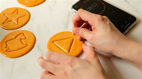 3 Easy Steps To Create Dalgona Candy Molalacook