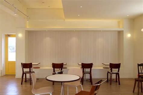 노란색 귀여운 25평 카페 인테리어 순천 조례동