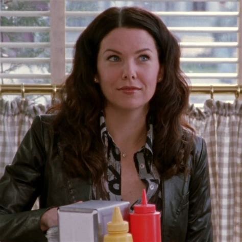 Lorelai Gilmore Lorelai Gilmore Girlmore Girls Gilmore Girls Fashion
