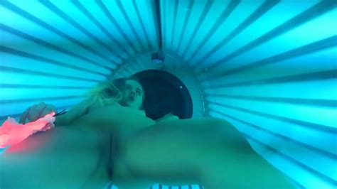 Tanning Salon Striptease Eporner