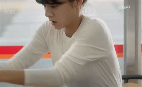 라면 흘린 설인하