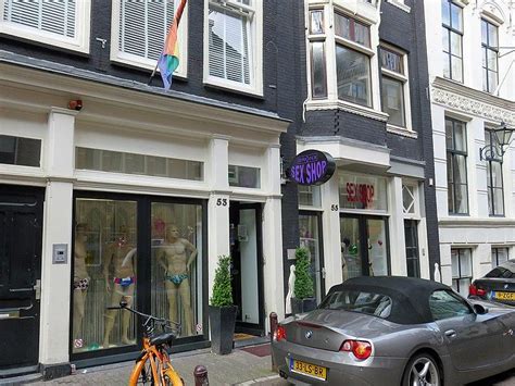 A f cking disaster top London cycling café on PMs coronavirus speech Cyclists banned from