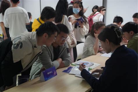 千名硕博进高新 人才岗位送校园济南高新区与山东大学联办研究生实习实践线上线下校园宣讲活动 山东大学研究生之家
