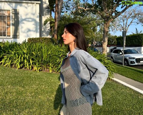 Actress Beatrice Barichella Hd Instagram Photos And Wallpapers June