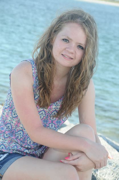 Jennifer Juniper Photography Elizabeths Senior Portrait Proofs