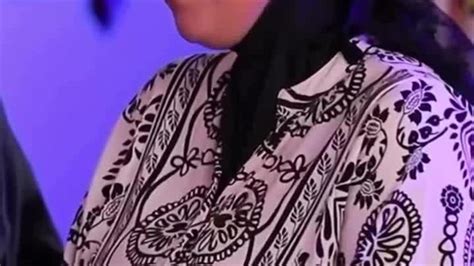 یاد و خاطره رضا داودنژاد و مامان اتی در برنامه شام ایرانی نماشا