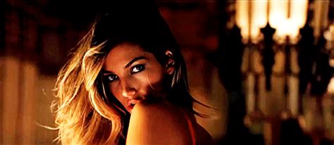 C Mo Posar Paras Las Fotos Y Lucir Fabulosa Una Y Media Blogs