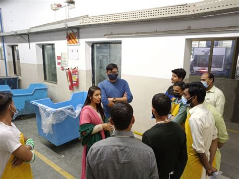 maira nawaz on linkedin host mastertextile washingdepartment selfconfidence hosting… 16