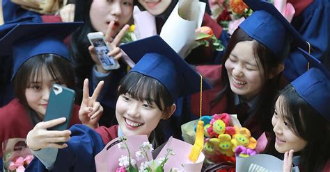 대구혁신도시 새론중학교 첫 졸업식