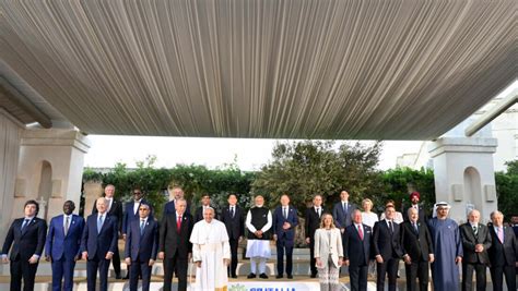 Трамп Волео бих да се Русија врати у Г7 разговараћу са Сијем и Путином о нуклеарном оружју