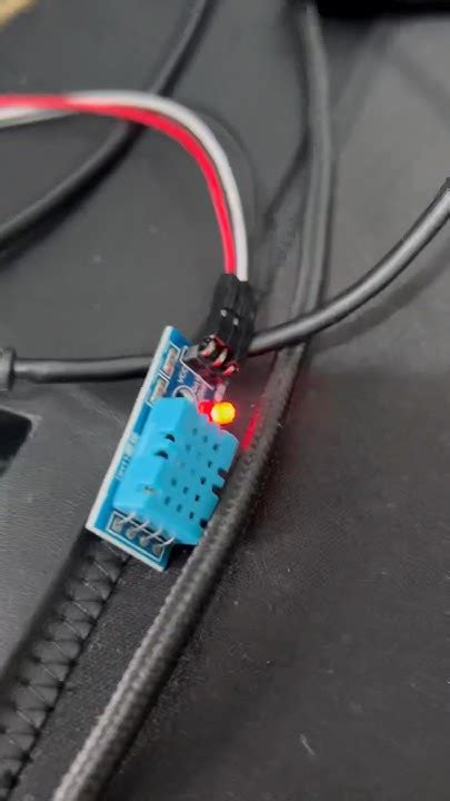 Sending Data From Dht11 Connected To Esp32 Via Whatsapp Youtube