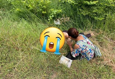 ស្ត្រីម្នាក់ជិះម៉ូតូបត់មិនប្រយ័ត្នត្រូវរថយន្តស៊េរីទំនើបបុកបណ្តាលឱ្យស្លាប់ សារព័ត៌មាន នគរវត្ត