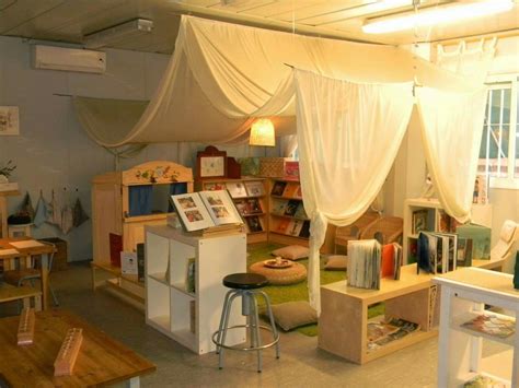 Pin On Quiet Spaces Reggio Reggio Emilia Preschool Rooms