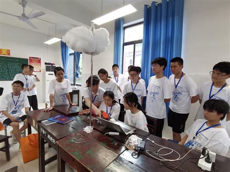 【湖南教育】中国科学院院士为浏阳农村孩子上科普课 中国科学院脑科学与智能技术卓越创新中心