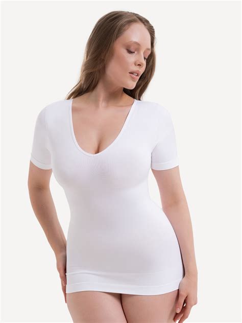 Футболка с глубоким вырезом Shapewear