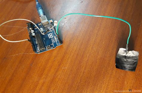 基于arduino电容式感应库的触摸控制灯arduino触摸传感器控制灯带沈世安的博客 Csdn博客