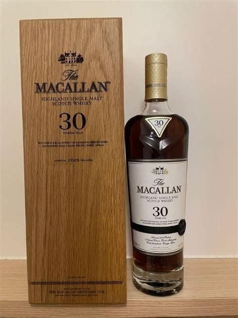 MACALLAN 30 years 麥卡倫 30年 舊版 藍木盒 麥卡倫 30年 麥卡倫 18年 25年 圓瓶 莊園 雪莉桶麥卡倫18 麥卡倫