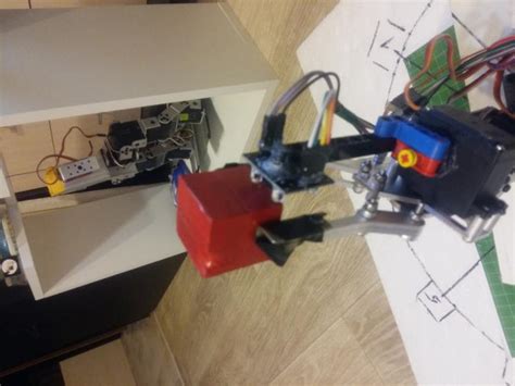 Рука манипулятор для соревневаний Серво без Delay Глючит энкодер