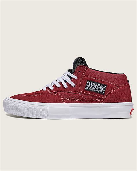 Skate Half Cab Shoe In Burgundy Red Vans