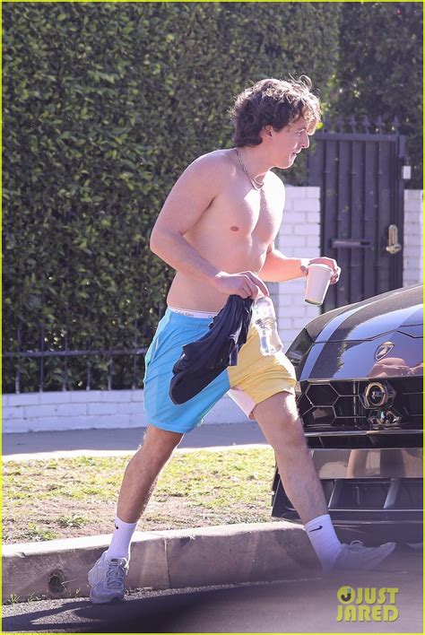 Charlie Puth Goes Shirtless In Colorful Shorts After A Mid Week Workout Photo 4507086
