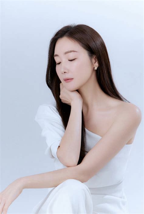 ‘nữ Hoàng Nước Mắt Choi Ji Woo Xinh đẹp ở Tuổi 48