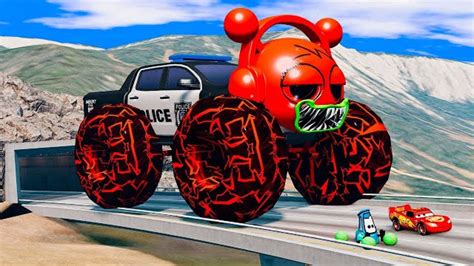 Зомби ПРОТИВ Маккуина на военном вертолете и буксировщике Зомби апокалипсис в Beamng смотреть